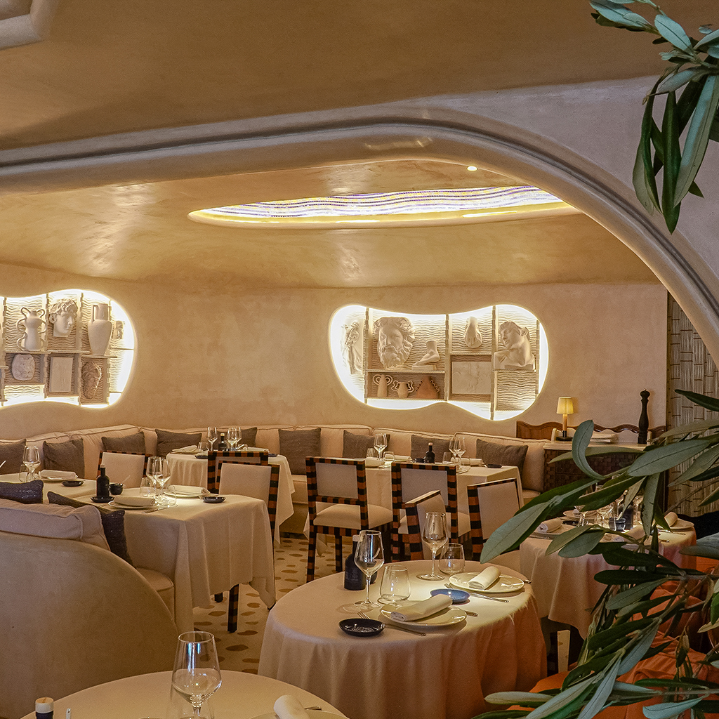 Cannes English – Anna Greek Restaurant